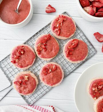 Strawberry Shortbread Cookies - Live to Sweet