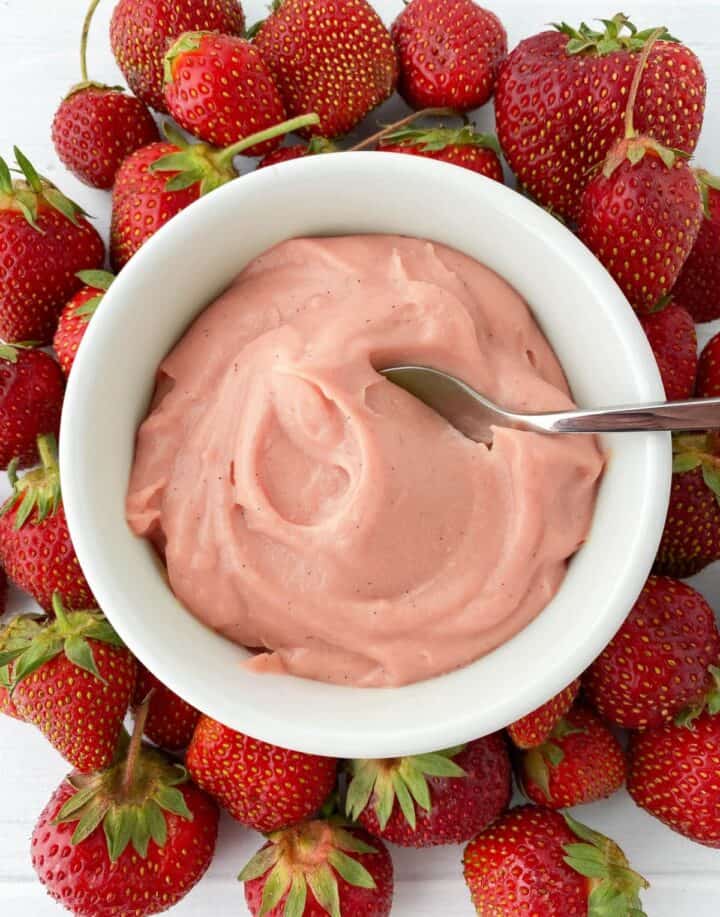 Strawberry Pastry Cream - Live to Sweet